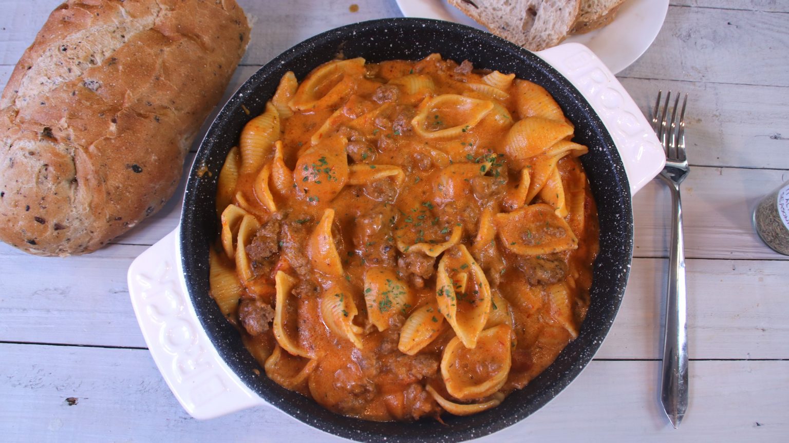 Thick and Creamy Ground Beef Shells – Cook n' Share