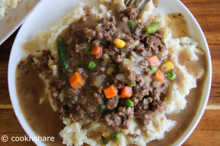 Ground Beef and Gravy Over Mashed – Cook n' Share